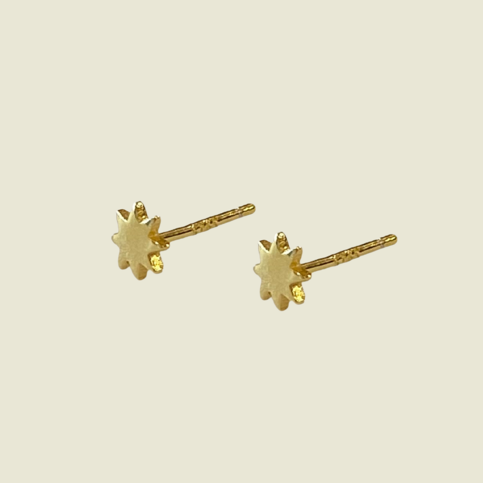Sam Studs – www.earkit.com